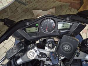 Melns Honda VFR 2002 Skuodas, ar dzinēja tilpumu 0.80 L un nobraukumu 79 tūkst. km par 2550 €, foto 4 vietnē AUTOMOTO.COM.LV