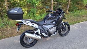 Black Honda VFR 2014 in Kaunas, with an engine capacity of 1.24 L and mileage of 58 thousand km for 5900 €, photo 4 on AUTOMOTO.COM.LV
