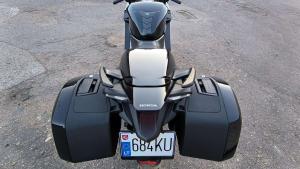 Черный Хонда VFR 2014 в Каунас, объемом двигателя 0.78 л и пробегом 38 тыс. км за 6000 €, фото 8 на AUTOMOTO.COM.LV