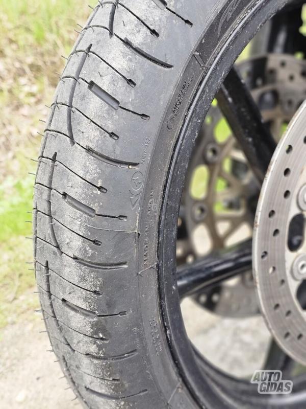Zils Honda VFR 1996 Viļņa, ar dzinēja tilpumu 0.75 L un nobraukumu 52 tūkst. km par 1350 €, foto 9 vietnē AUTOMOTO.COM.LV