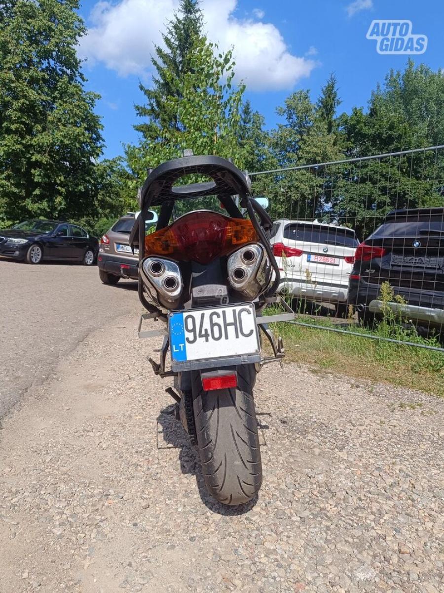 Grey Honda VFR 2002 in Vilnius, with an engine capacity of 0.80 L and mileage of 74 thousand km for 1600 €, photo 3 on AUTOMOTO.COM.LV