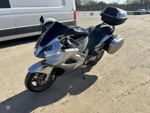 Серый Хонда VFR 2006 в Вилкавишкис, объемом двигателя 0.80 л и пробегом 35 тыс. км за 3750 €, фото  на AUTOMOTO.COM.LV