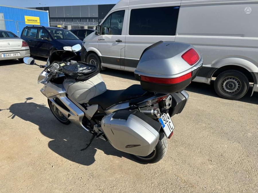 Серый Хонда VFR 2006 в Вилкавишкис, объемом двигателя 0.80 л и пробегом 35 тыс. км за 3750 €, фото 10 на AUTOMOTO.COM.LV