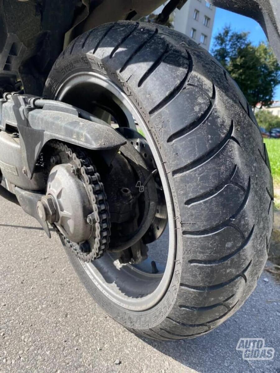 Pelēks Honda VFR 2006 Kauņa, ar dzinēja tilpumu 0.80 L un nobraukumu 72 tūkst. km par 3150 €, foto 9 vietnē AUTOMOTO.COM.LV