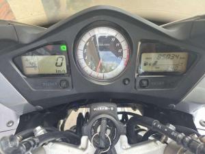 Pelēks Honda VFR 2009 Panevēža, ar dzinēja tilpumu 0.80 L un nobraukumu 85 tūkst. km par 2650 €, foto 7 vietnē AUTOMOTO.COM.LV