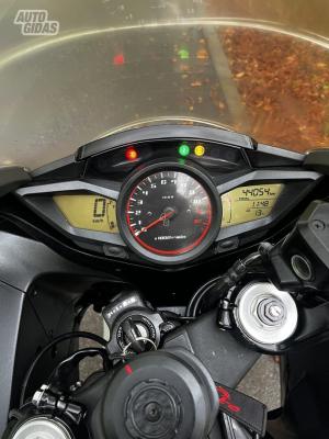 Pelēks Honda VFR 2011 Viļņa, ar dzinēja tilpumu 1.20 L un nobraukumu 44 tūkst. km par 5400 €, foto 10 vietnē AUTOMOTO.COM.LV