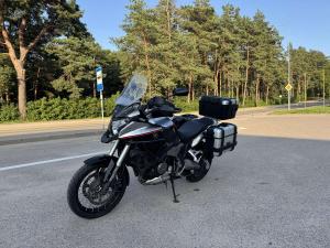 Серый Хонда VFR 2013 в Друскининкай, объемом двигателя 1.24 л и пробегом 71 тыс. км за 6100 €, фото 3 на AUTOMOTO.COM.LV