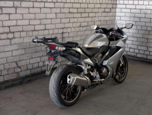 Pelēks Honda VFR 2019 Kauņa, ar dzinēja tilpumu 0.80 L un nobraukumu 25 tūkst. km par 5500 €, foto 7 vietnē AUTOMOTO.COM.LV