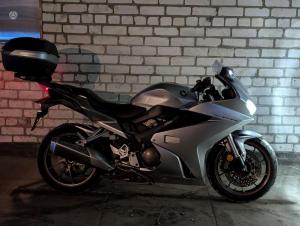 Pelēks Honda VFR 2019 Kauņa, ar dzinēja tilpumu 0.80 L un nobraukumu 25 tūkst. km par 5500 €, foto 9 vietnē AUTOMOTO.COM.LV