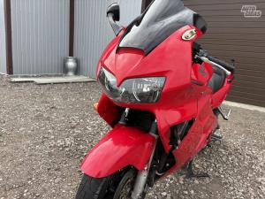 Honda VFR 1998 in Kelme, with an engine capacity of 0.80 L and mileage of 75 thousand km for 715 €, photo 8 on AUTOMOTO.COM.LV