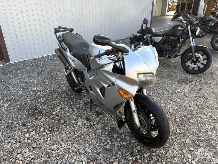 Honda VFR 1998 Kelmė, ar dzinēja tilpumu 0.80 L un nobraukumu 0 tūkst. km par 515 €, foto 1 vietnē AUTOMOTO.COM.LV