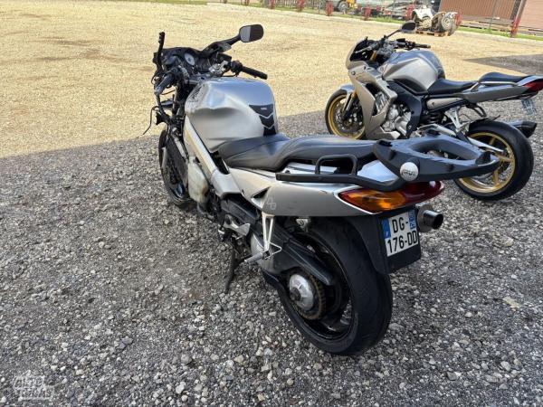 Honda VFR 1998 Kelmė, ar dzinēja tilpumu 0.80 L un nobraukumu 0 tūkst. km par 515 €, foto 5 vietnē AUTOMOTO.COM.LV