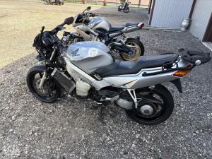 Honda VFR 1998 Kelmė, ar dzinēja tilpumu 0.80 L un nobraukumu 0 tūkst. km par 515 €, foto 6 vietnē AUTOMOTO.COM.LV