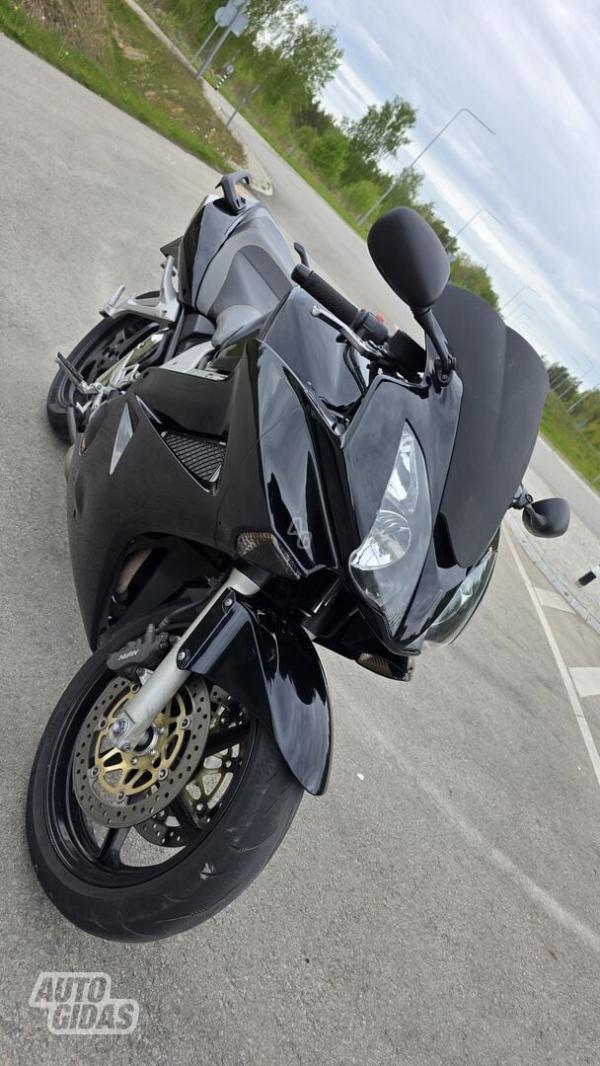 Honda VFR 2002 Šauļi, ar dzinēja tilpumu 0.00 L un nobraukumu 0 tūkst. km par 3850 €, foto 10 vietnē AUTOMOTO.COM.LV