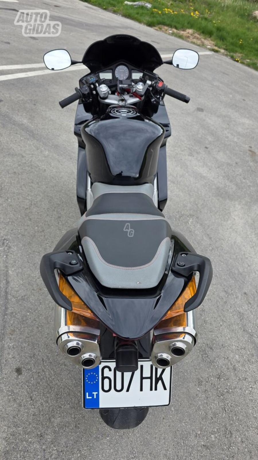 Honda VFR 2002 Šauļi, ar dzinēja tilpumu 0.00 L un nobraukumu 0 tūkst. km par 3850 €, foto 16 vietnē AUTOMOTO.COM.LV