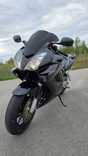 Honda VFR 2002 Šauļi, ar dzinēja tilpumu 0.00 L un nobraukumu 0 tūkst. km par 3850 €, foto 23 vietnē AUTOMOTO.COM.LV