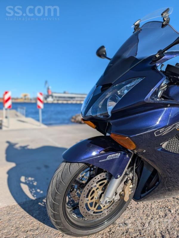 Honda VFR 2003 Rīga, ar dzinēja tilpumu 0.80 L un nobraukumu 0 tūkst. km par 3550 €, foto 5 vietnē AUTOMOTO.COM.LV