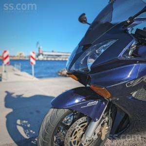 Honda VFR 2003 in Riga, with an engine capacity of 0.80 L and mileage of 0 thousand km for 3000 €, photo 4 on AUTOMOTO.COM.LV