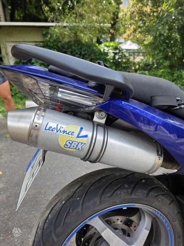 Honda VFR 2005 in Kaunas, with an engine capacity of 0.80 L and mileage of 52 thousand km for 2800 €, photo 2 on AUTOMOTO.COM.LV