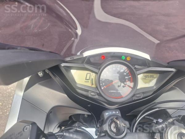 Хонда VFR 2010 в Даугавпилс, объемом двигателя 1.20 л и пробегом 0 тыс. км за 6200 €, фото 9 на AUTOMOTO.COM.LV