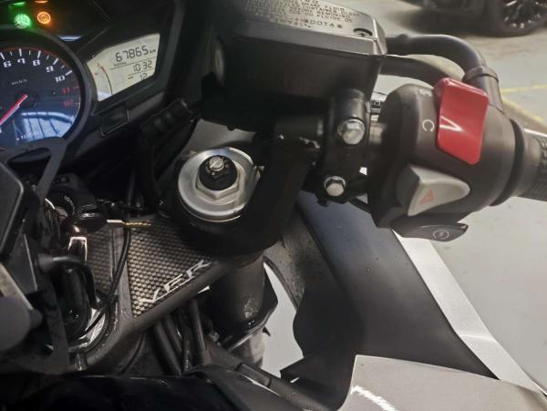 Honda VFR 2011 Viļņa, ar dzinēja tilpumu 1.20 L un nobraukumu 68 tūkst. km par 5450 €, foto 5 vietnē AUTOMOTO.COM.LV