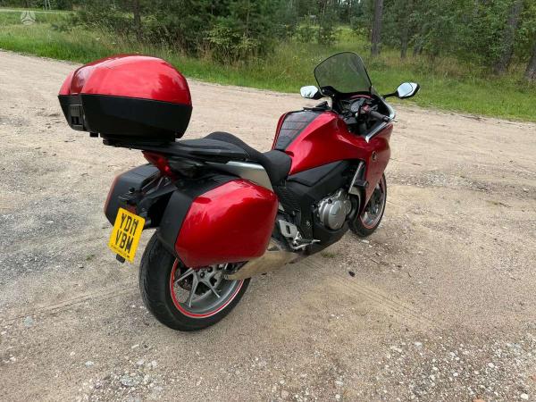 Хонда VFR 2011 в Друскининкай, объемом двигателя 1.20 л и пробегом 51 тыс. км за 4300 €, фото 8 на AUTOMOTO.COM.LV