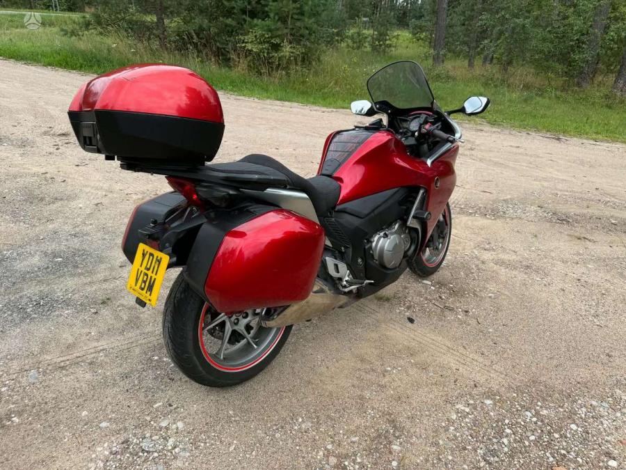 Хонда VFR 2011 в Друскининкай, объемом двигателя 1.20 л и пробегом 51 тыс. км за 4300 €, фото 9 на AUTOMOTO.COM.LV