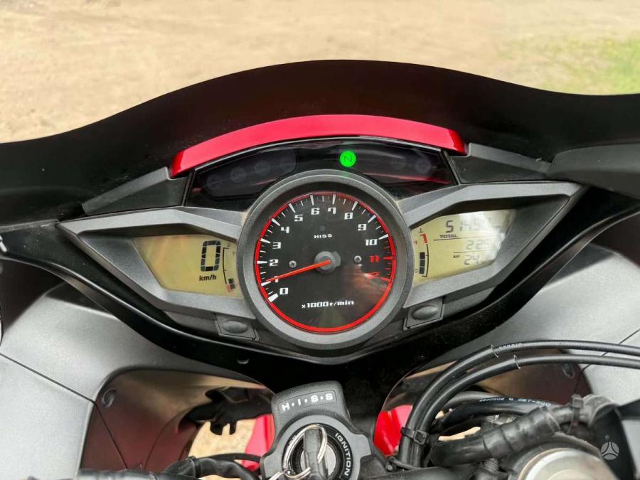 Хонда VFR 2011 в Друскининкай, объемом двигателя 1.20 л и пробегом 51 тыс. км за 4300 €, фото 11 на AUTOMOTO.COM.LV