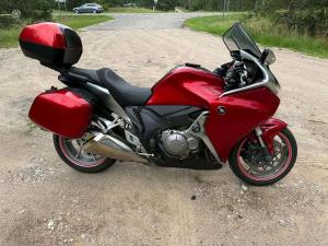 Хонда VFR 2011 в Друскининкай, объемом двигателя 1.20 л и пробегом 51 тыс. км за 4300 €, фото 12 на AUTOMOTO.COM.LV