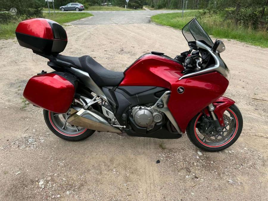 Хонда VFR 2011 в Друскининкай, объемом двигателя 1.20 л и пробегом 51 тыс. км за 4300 €, фото 12 на AUTOMOTO.COM.LV