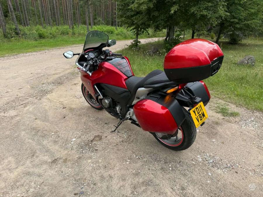 Хонда VFR 2011 в Друскининкай, объемом двигателя 1.20 л и пробегом 51 тыс. км за 4300 €, фото 13 на AUTOMOTO.COM.LV