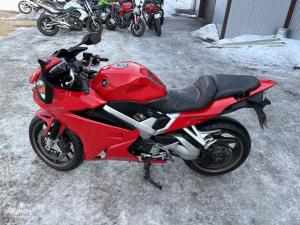 Honda VFR 2015 Kelmė, ar dzinēja tilpumu 0.80 L un nobraukumu 46 tūkst. km par 1430 €, foto 5 vietnē AUTOMOTO.COM.LV