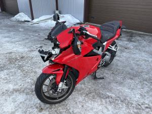 Honda VFR 2015 Kelmė, ar dzinēja tilpumu 0.80 L un nobraukumu 46 tūkst. km par 1430 €, foto 6 vietnē AUTOMOTO.COM.LV