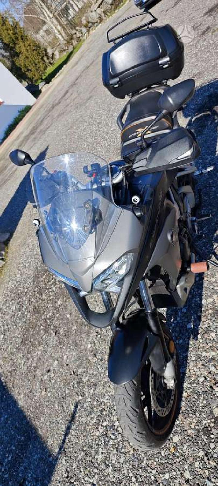 Honda VFR 2015 Tallina, ar dzinēja tilpumu 0.00 L un nobraukumu 35 tūkst. km par 6900 €, foto 7 vietnē AUTOMOTO.COM.LV