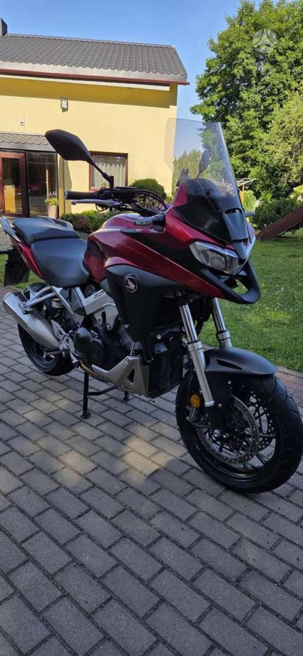 Honda VFR 2019 Viļņa, ar dzinēja tilpumu 0.80 L un nobraukumu 8 tūkst. km par 6550 €, foto 2 vietnē AUTOMOTO.COM.LV