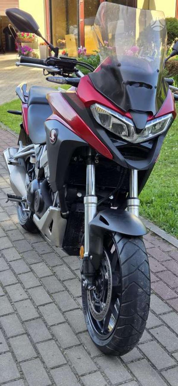 Honda VFR 2019 Viļņa, ar dzinēja tilpumu 0.80 L un nobraukumu 8 tūkst. km par 6550 €, foto 3 vietnē AUTOMOTO.COM.LV