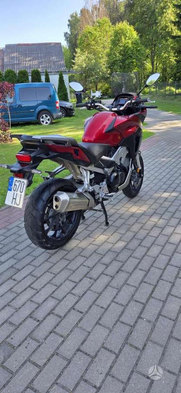 Honda VFR 2019 Viļņa, ar dzinēja tilpumu 0.80 L un nobraukumu 8 tūkst. km par 6550 €, foto 5 vietnē AUTOMOTO.COM.LV