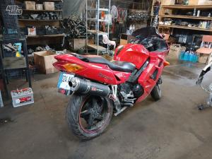 Красный Хонда VFR 2005 в Каунас, объемом двигателя 0.80 л и пробегом 0 тыс. км за 900 €, фото 4 на AUTOMOTO.COM.LV