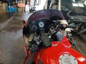 Красный Хонда VFR 2005 в Каунас, объемом двигателя 0.80 л и пробегом 0 тыс. км за 900 €, фото 9 на AUTOMOTO.COM.LV