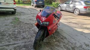Sarkans Honda VFR 2005 Kauņa, ar dzinēja tilpumu 0.80 L un nobraukumu 41 tūkst. km par 800 €, foto 5 vietnē AUTOMOTO.COM.LV