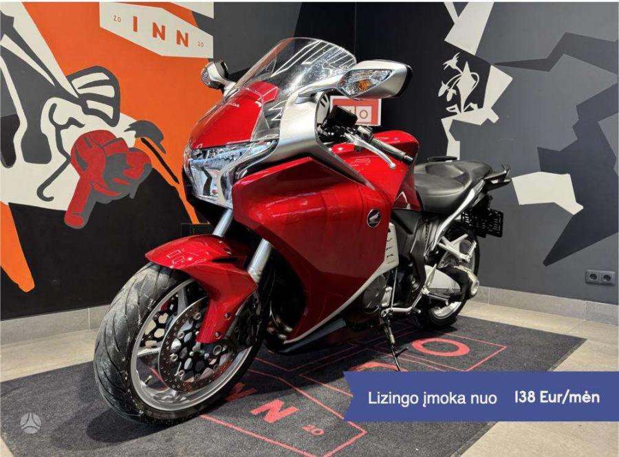 Sarkans Honda VFR 2010 Viļņa, ar dzinēja tilpumu 1.20 L un nobraukumu 15 tūkst. km par 6499 €, foto 1 vietnē AUTOMOTO.COM.LV