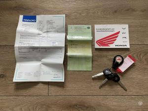 Red Honda VFR 2011 in Klaipeda, with an engine capacity of 1.20 L and mileage of 22 thousand km for 6700 €, photo 25 on AUTOMOTO.COM.LV