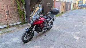 Sarkans Honda VFR 2012 Viļņa, ar dzinēja tilpumu 1.24 L un nobraukumu 64 tūkst. km par 6500 €, foto 3 vietnē AUTOMOTO.COM.LV