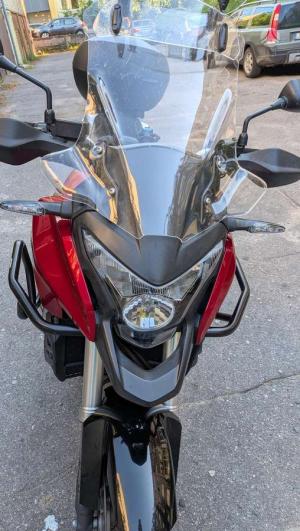 Sarkans Honda VFR 2012 Viļņa, ar dzinēja tilpumu 1.24 L un nobraukumu 64 tūkst. km par 6500 €, foto 8 vietnē AUTOMOTO.COM.LV