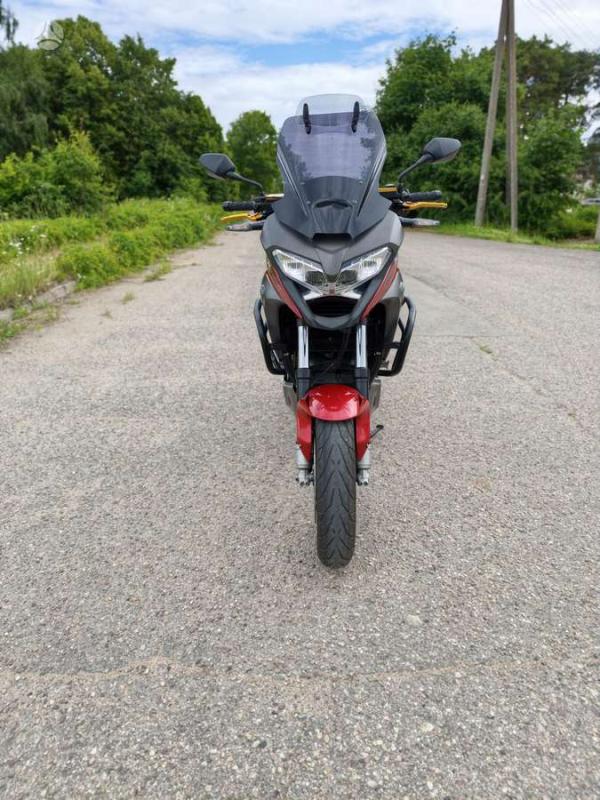 Red Honda VFR 2015 in Kedainiai, with an engine capacity of 0.80 L and mileage of 43 thousand km for 5250 €, photo 9 on AUTOMOTO.COM.LV