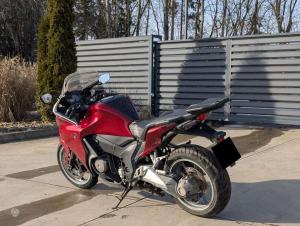 Красный Хонда VFR 2016 в Каунас, объемом двигателя 1.20 л и пробегом 30 тыс. км за 5350 €, фото 4 на AUTOMOTO.COM.LV