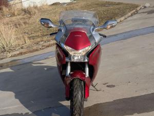 Красный Хонда VFR 2016 в Каунас, объемом двигателя 1.20 л и пробегом 30 тыс. км за 5350 €, фото 9 на AUTOMOTO.COM.LV