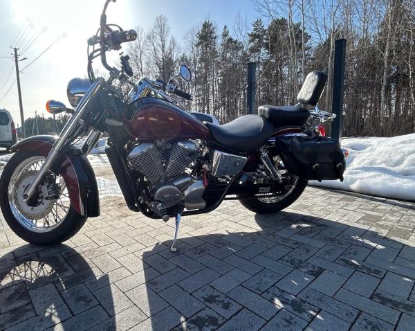 Melns Honda VT 2003 Mažeikiai, ar dzinēja tilpumu 0.75 L un nobraukumu 40 tūkst. km par 3450 €, foto 2 vietnē AUTOMOTO.COM.LV