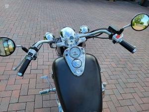 Melns Honda VT Shadow 2000 Pasvalys, ar dzinēja tilpumu 0.75 L un nobraukumu 51 tūkst. km par 2950 €, foto 9 vietnē AUTOMOTO.COM.LV