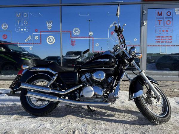 Black Honda VT Shadow 2001 in Vilnius, with an engine capacity of 0.13 L and mileage of 11 thousand km for 2999 €, photo 9 on AUTOMOTO.COM.LV